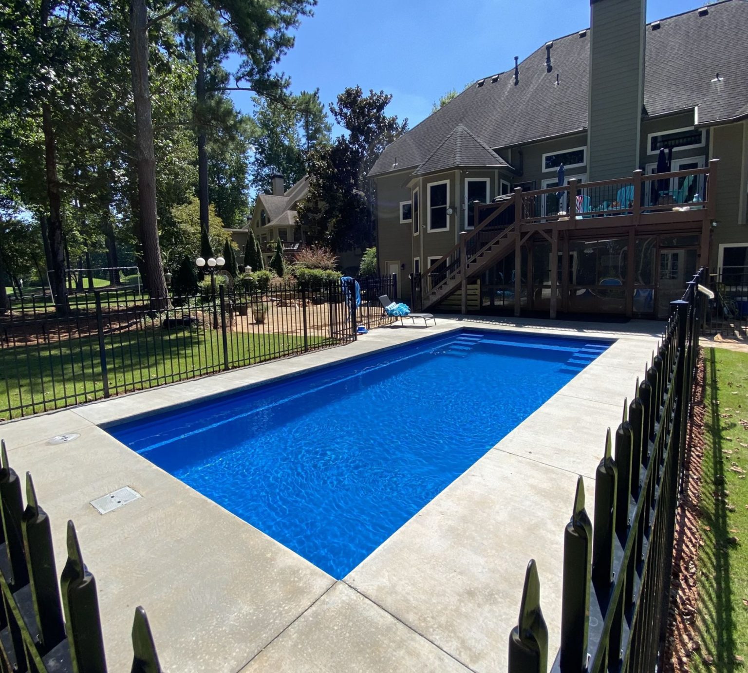 Pool Builders & Inground Pool Installation | Hot Tub Store | Siloam ...